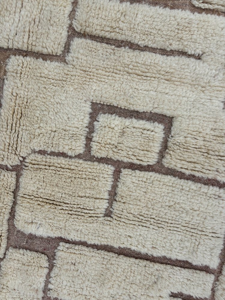 Modern White Moroccan Berber Wool Rug for sale at Pamono