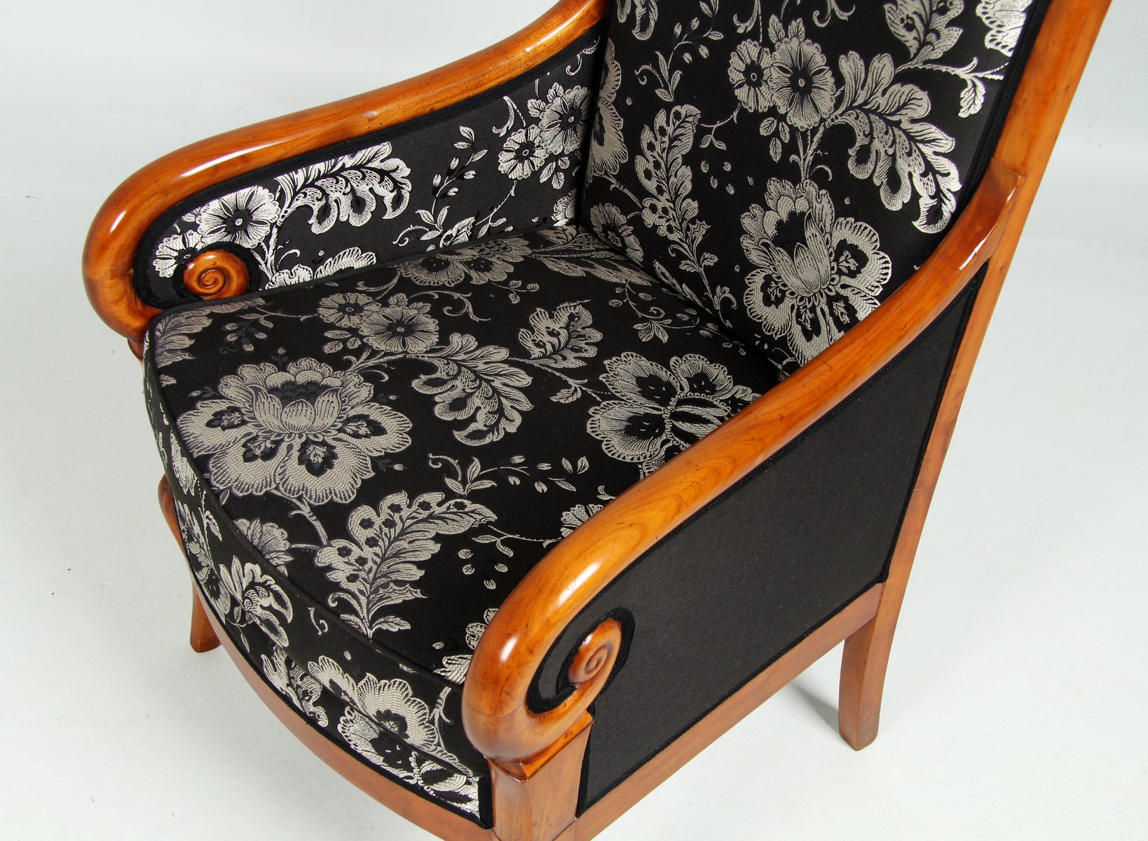 Antique Lounge Chair in Cherry for sale at Pamono
