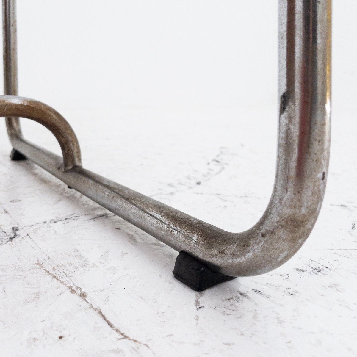 Bauhaus Desk in Tubular Steel, 1960s for sale at Pamono