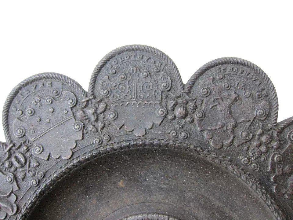 Berlin Cast Iron Dish, 1800s for sale at Pamono