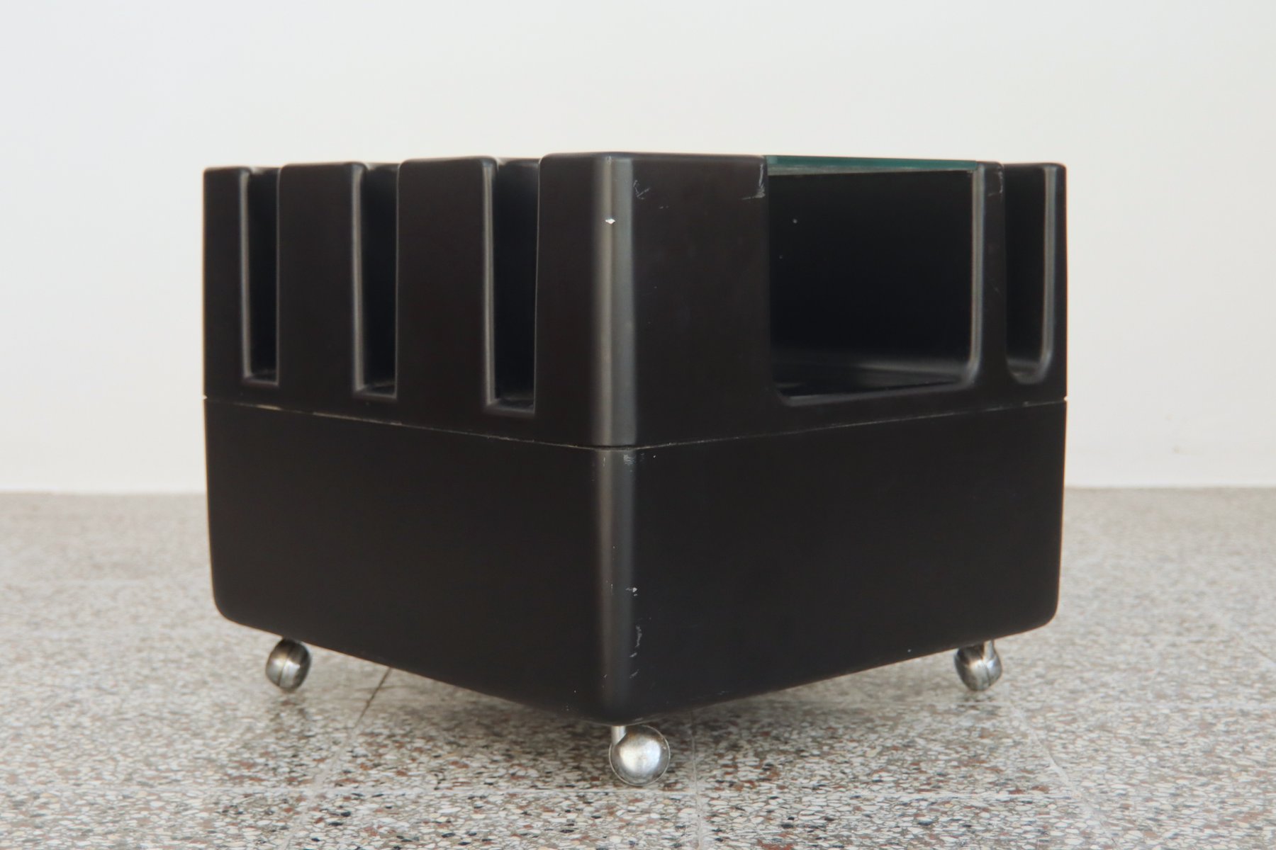 Black Rolling Container Coffee Table, 1970s for sale at Pamono