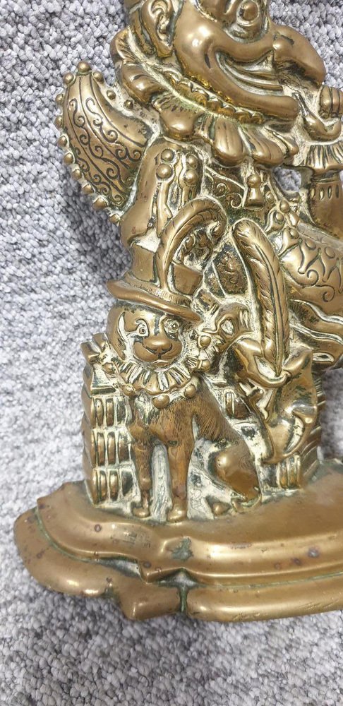 Victorian Door Stop in Brass for sale at Pamono