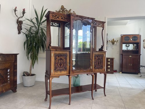 Rococo Filigree Display Cabinet for sale at Pamono