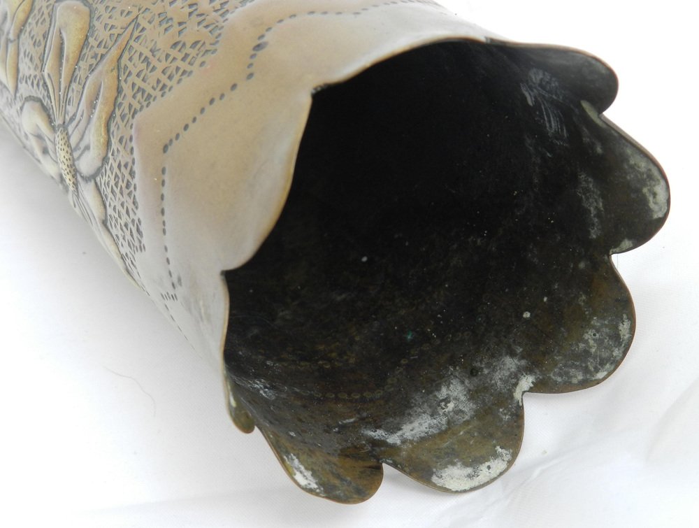World War One Trench Art Brass Shell Case Vase, 1890s for sale at Pamono