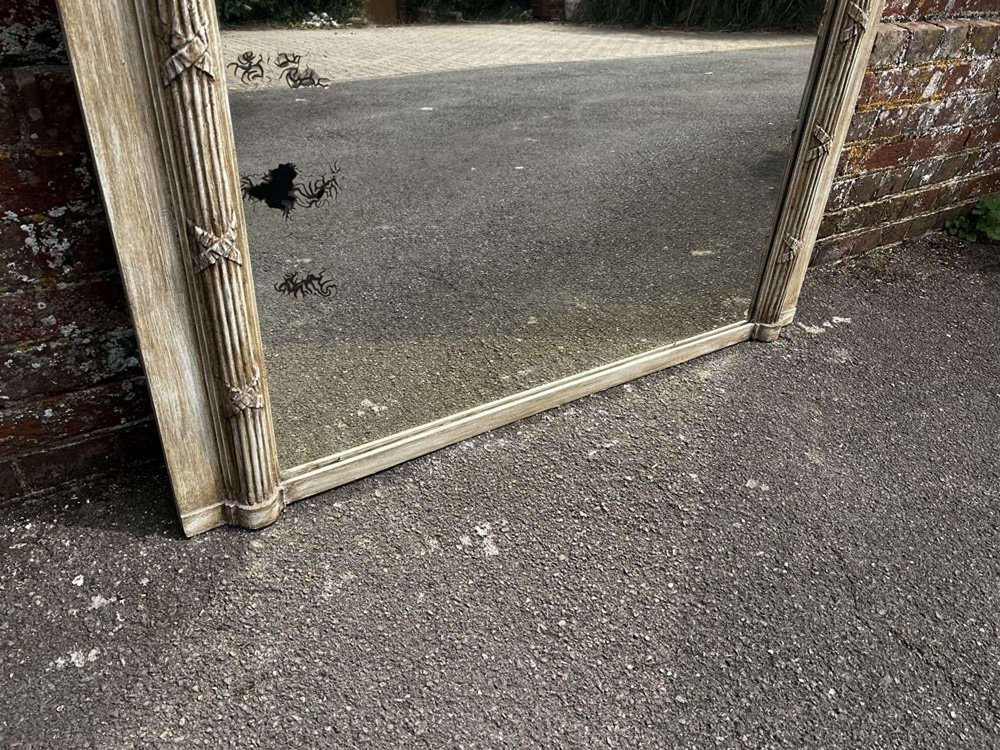 Large Antique 19th Century French Painted Ribbed Mirror for sale at Pamono