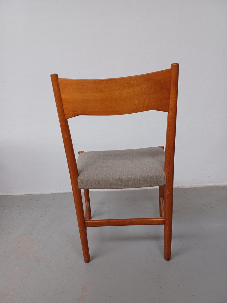 Danish City Hall Oak Dining Chair by Hans J. Wegner, 1940s for sale at ...