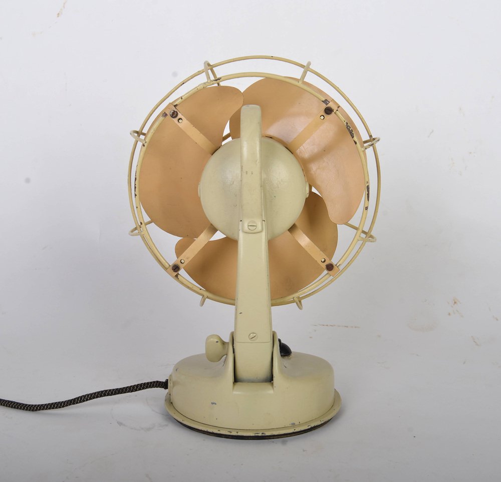 Art Deco Table Fan from AEG, 1930s for sale at Pamono