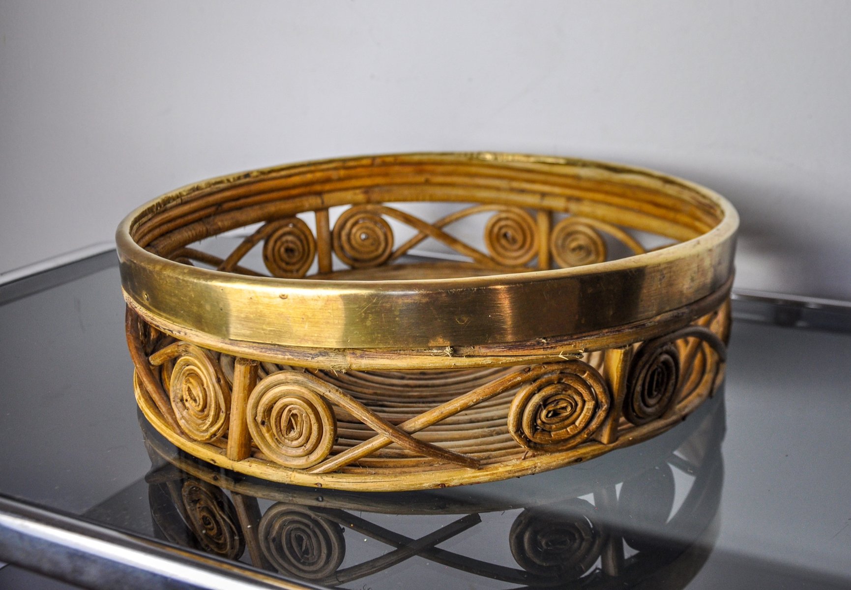 Rattan and Brass Centerpiece, Italy, 1970s for sale at Pamono