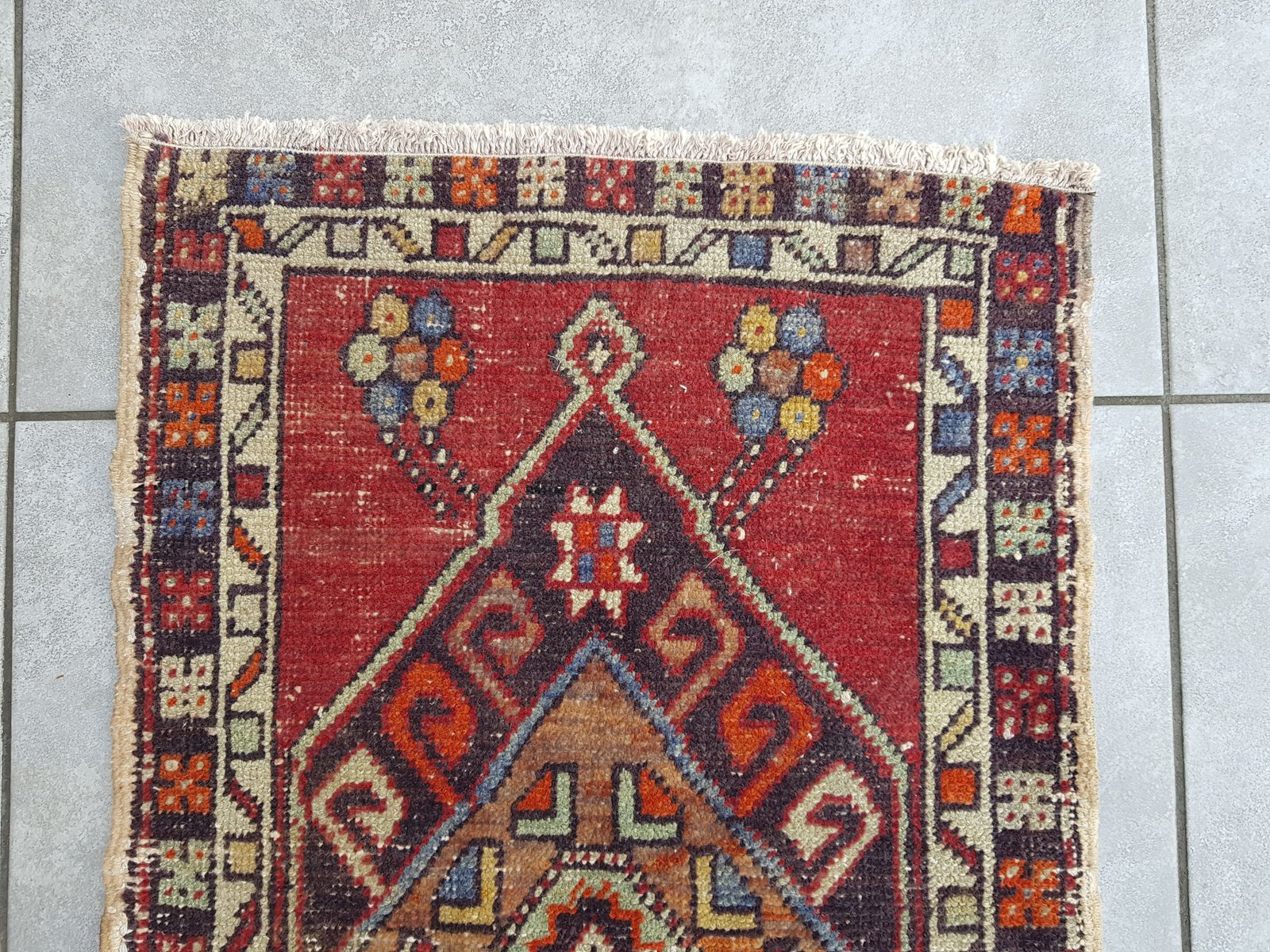 Small Vintage Small Decorative Rug, 1960s for sale at Pamono