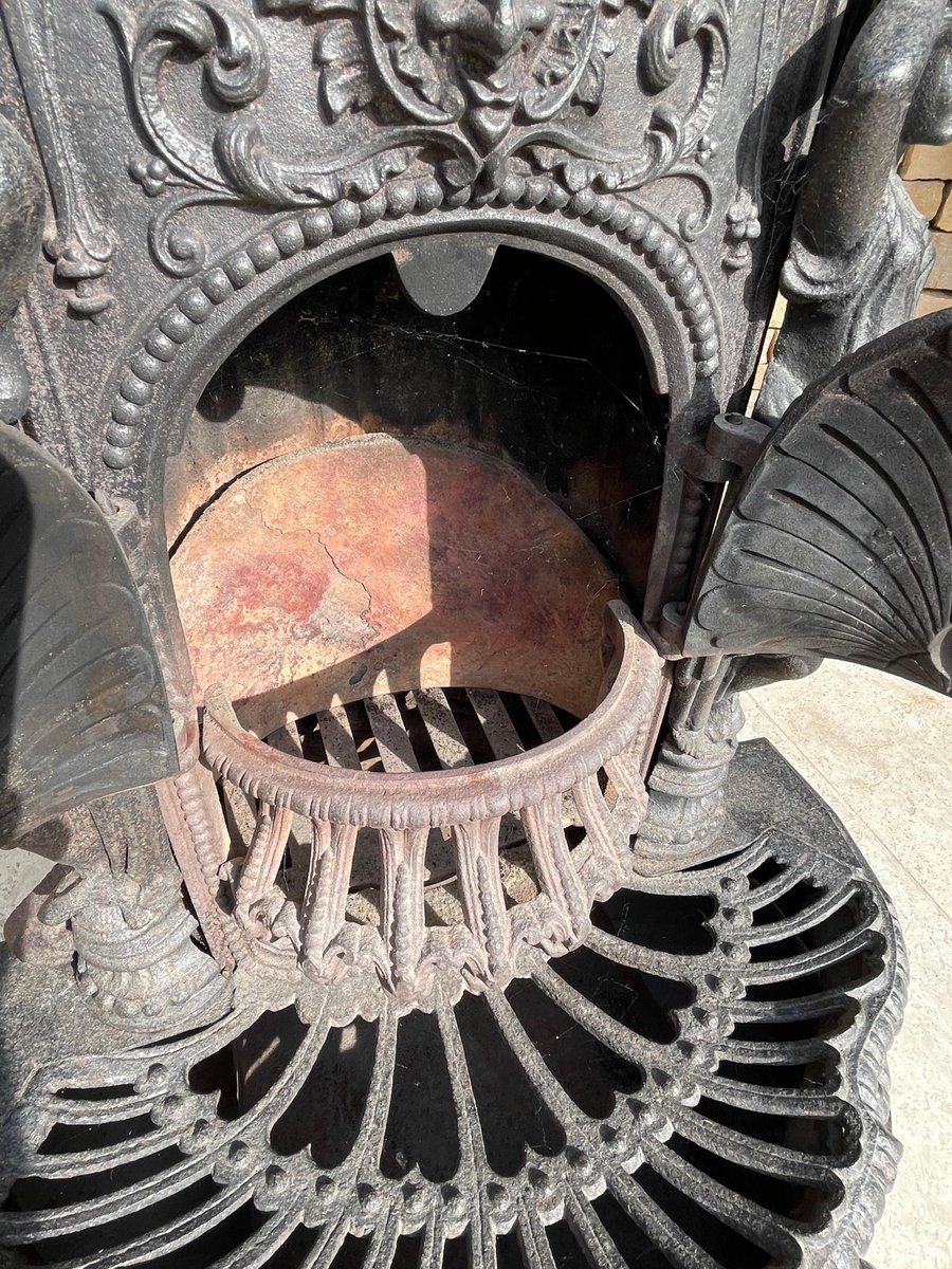 Napoleon III Cast Iron Stove for sale at Pamono
