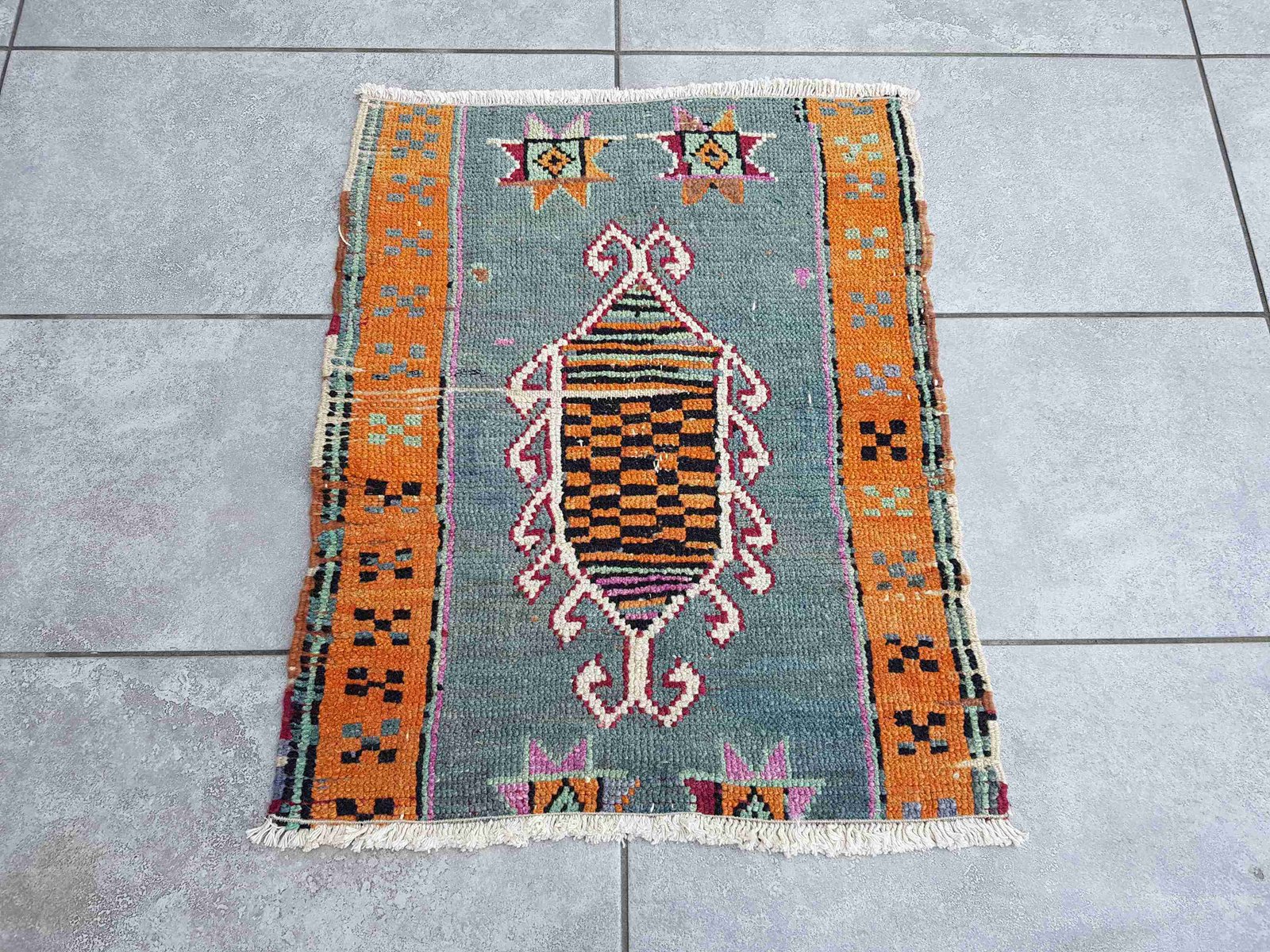 Small Vintage Floor Rug, 1960 for sale at Pamono