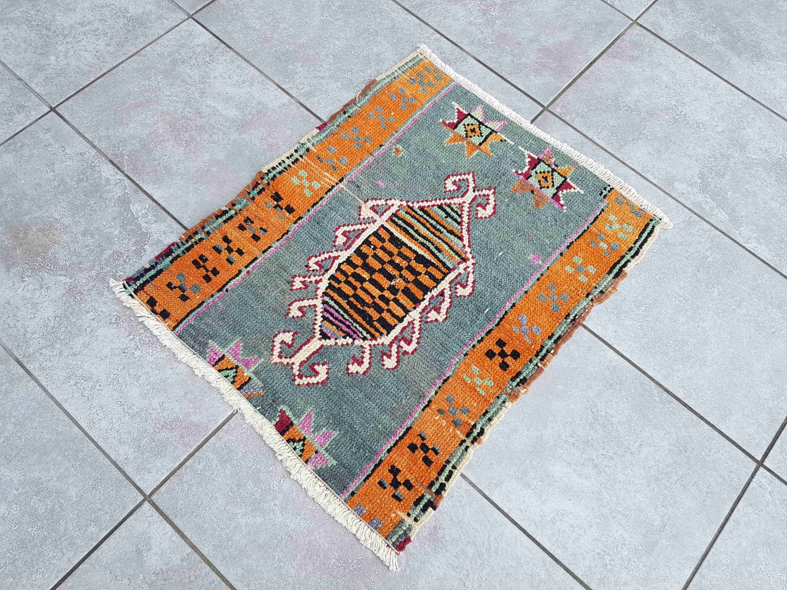 Small Vintage Floor Rug, 1960 for sale at Pamono