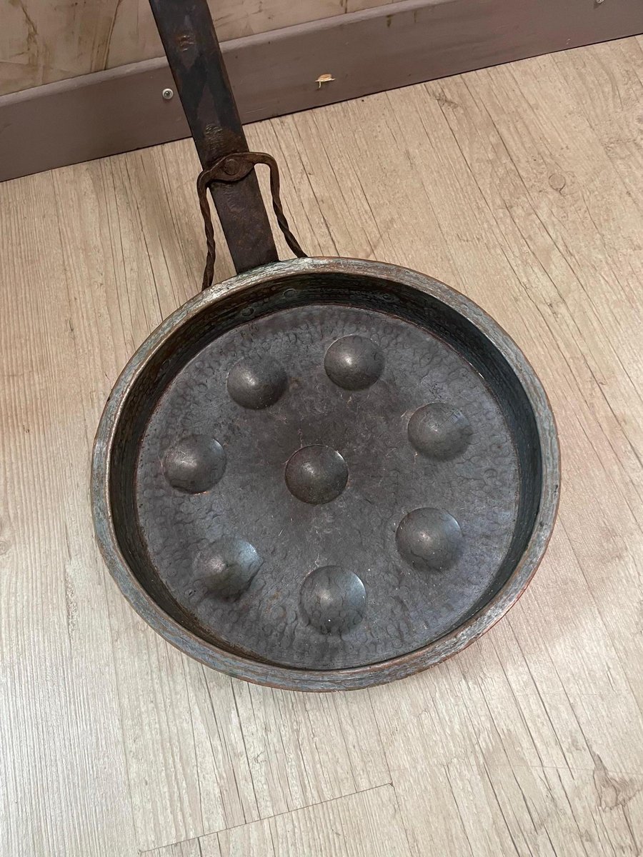 Large Copper Snail Pan for sale at Pamono