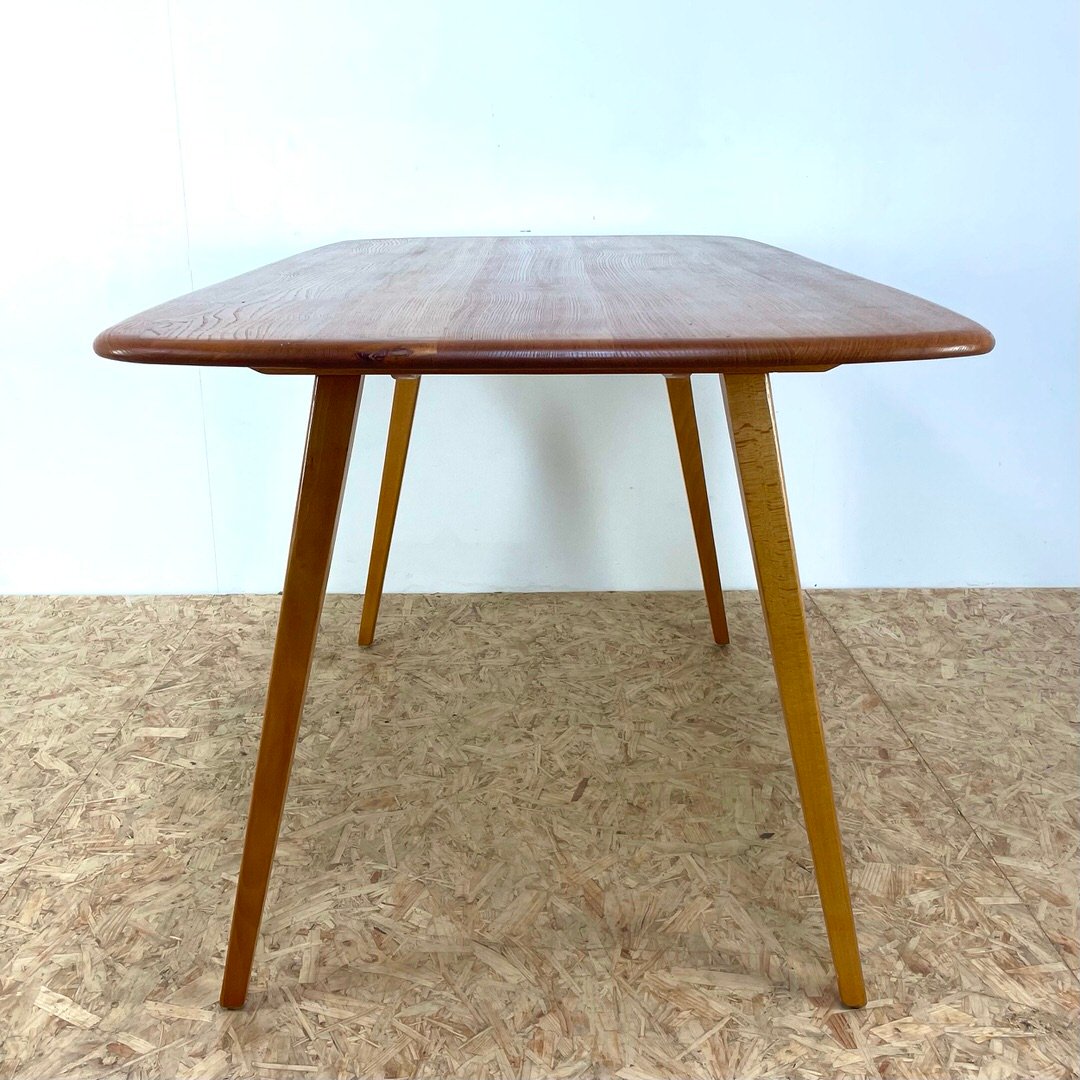 Mid-Century Windsor Dining Table from Ercol, 1960s for sale at Pamono