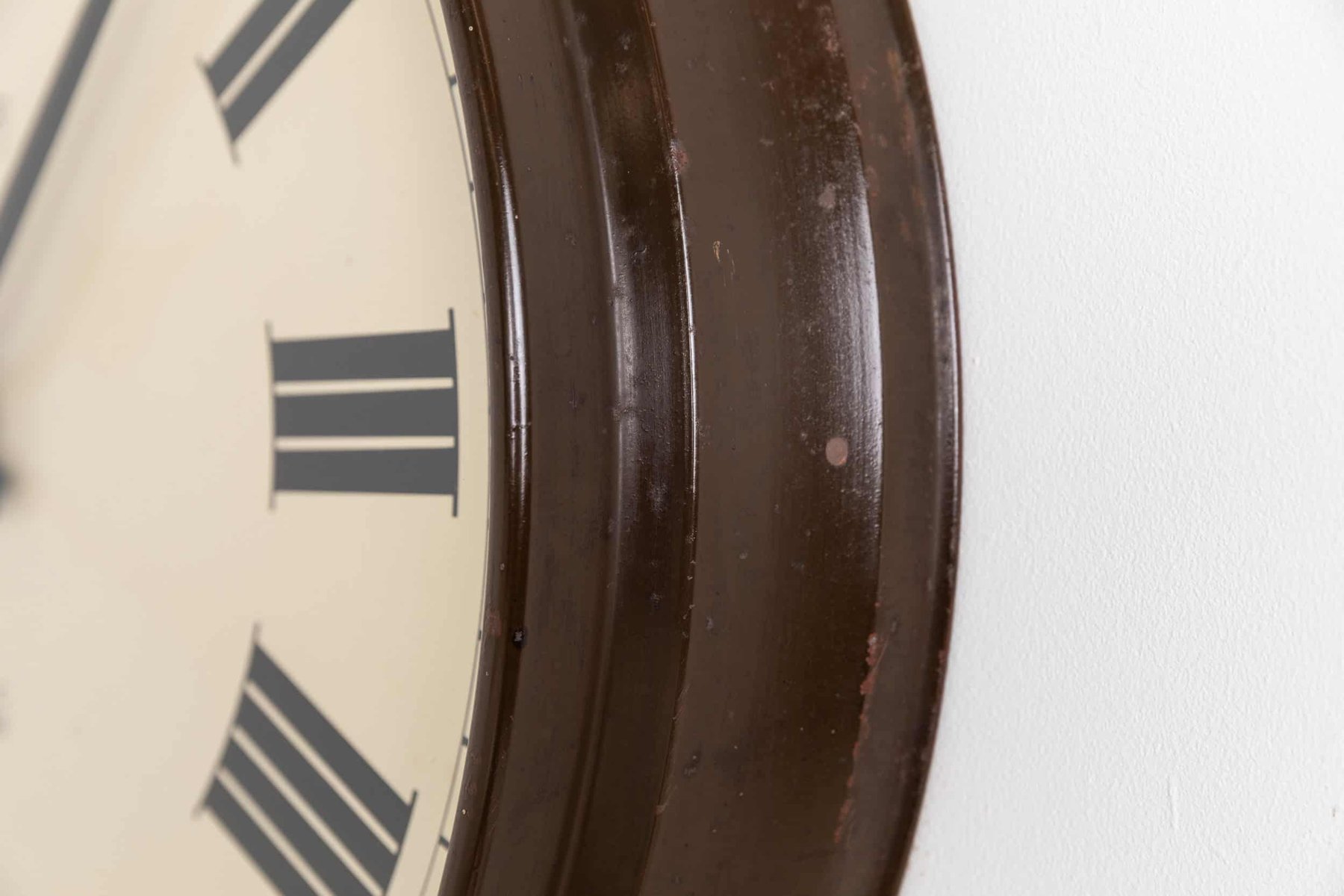 Industrial Metal Wall Clock from Magneta, 1920s for sale at Pamono