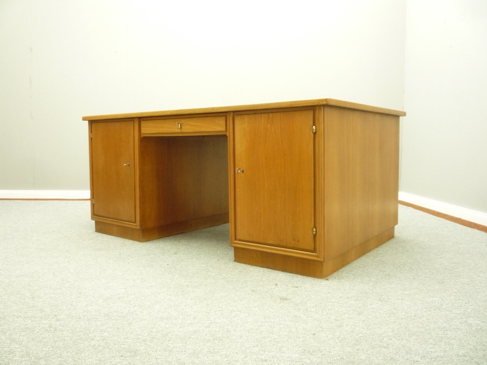 Large Art Deco Walnut Executive Partner Desk, 1930s for sale at Pamono