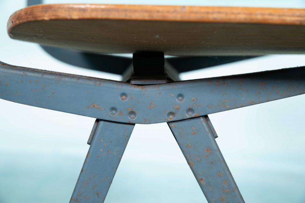 Vintage Chair by Friso Kramer for sale at Pamono