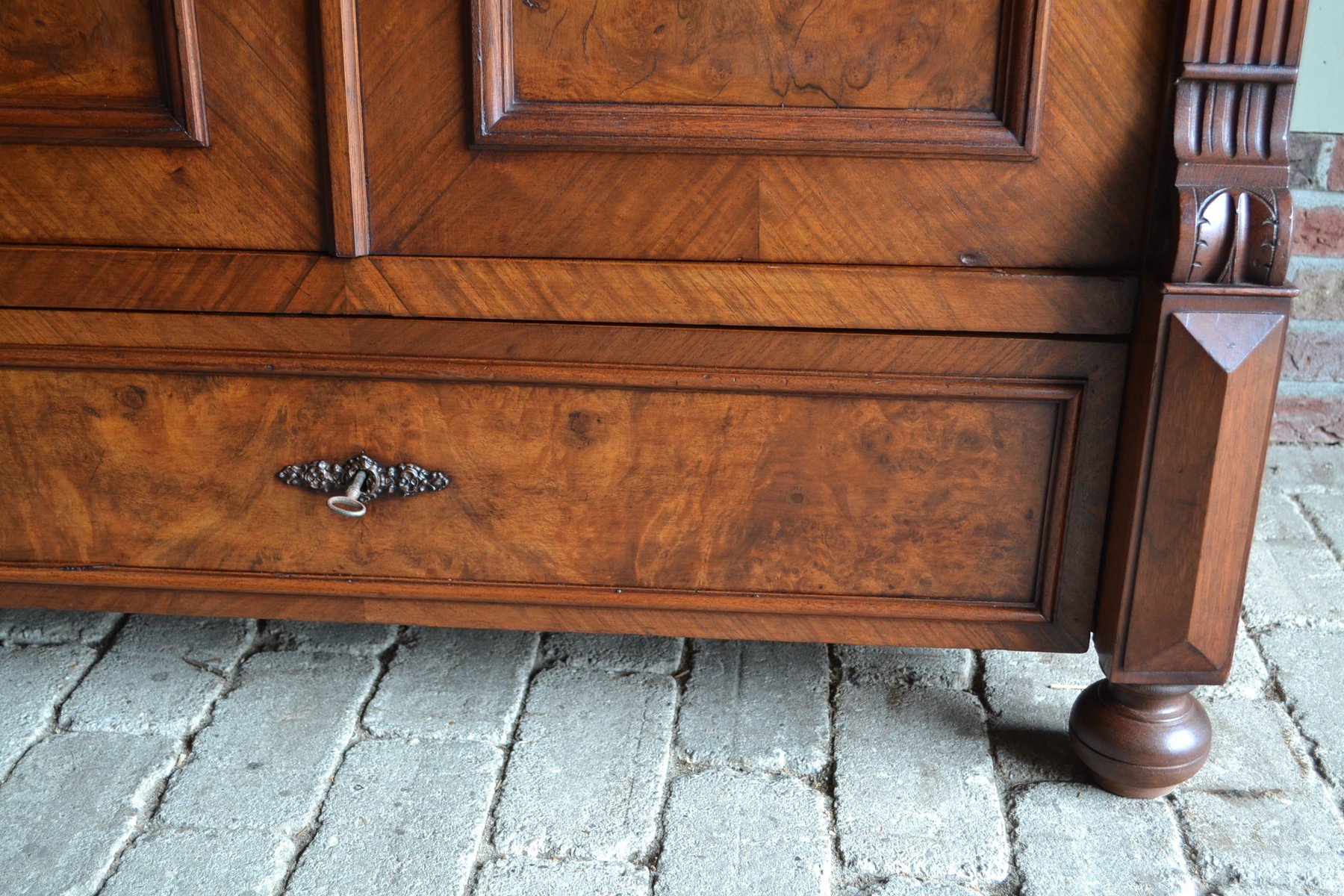 19th Century Walnut Counter for sale at Pamono