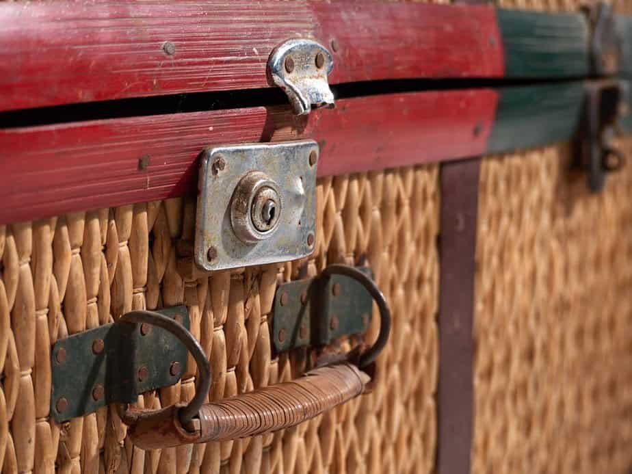 Antique Bamboo Suitcase, 1920s for sale at Pamono