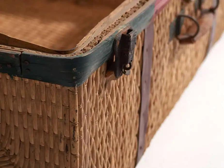 Antique Bamboo Suitcase, 1920s for sale at Pamono