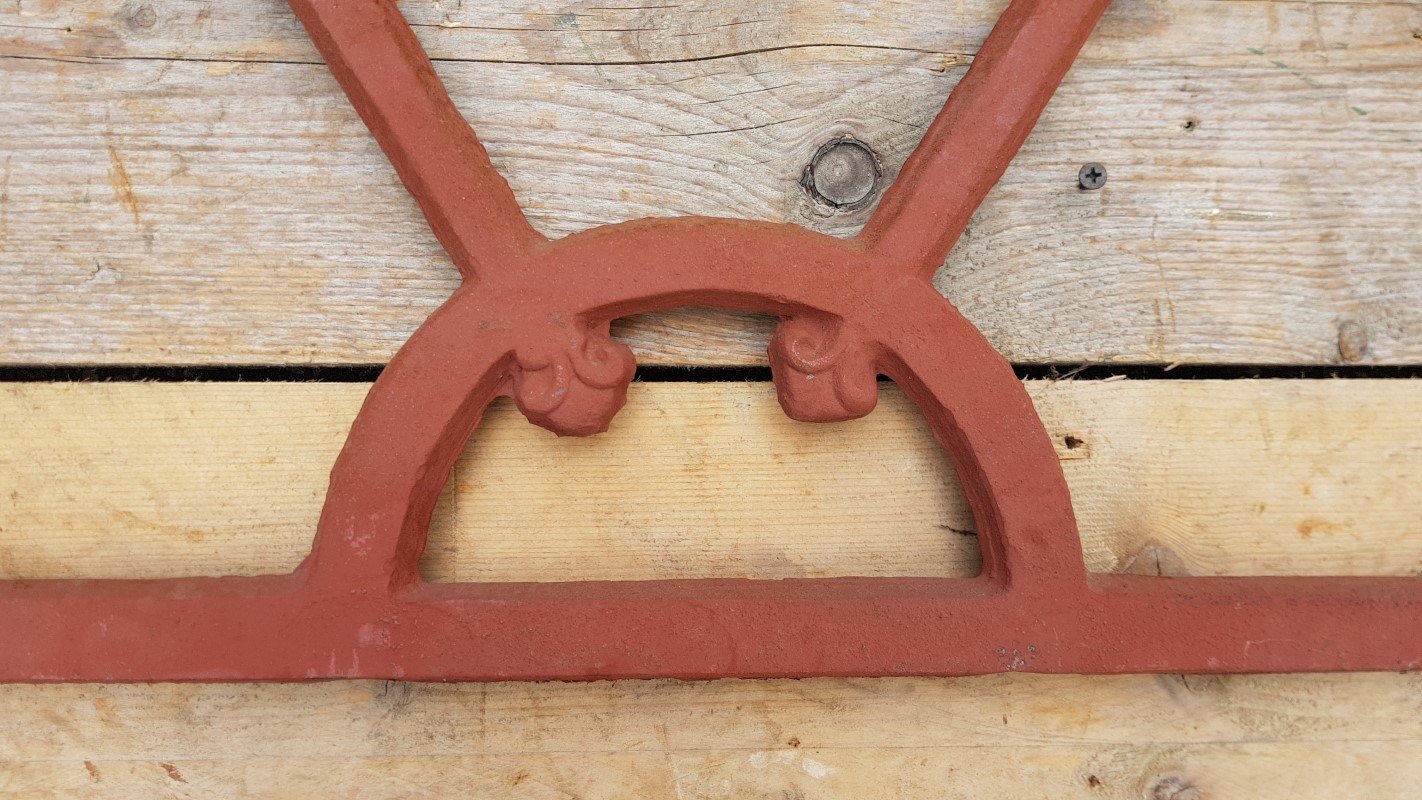 Antique Gothic Half-Round Cast Iron Window Frame for sale at Pamono