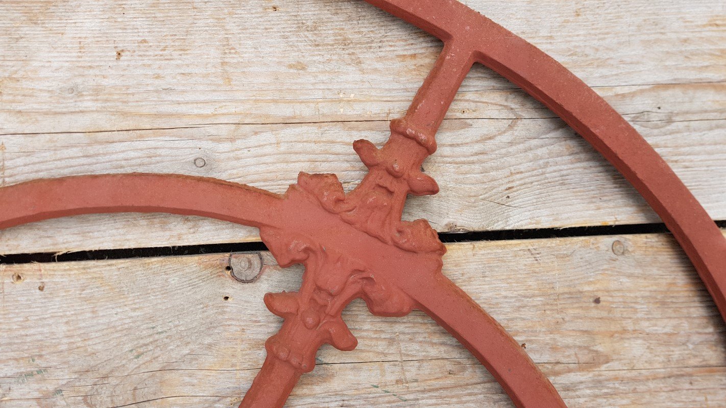 Antique Gothic Half-Round Cast Iron Window Frame for sale at Pamono