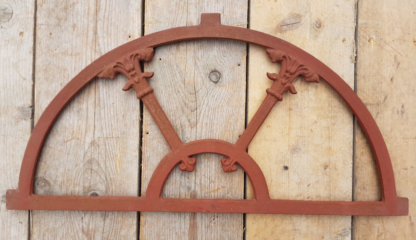Antique Gothic Half-Round Cast Iron Window Frame for sale at Pamono