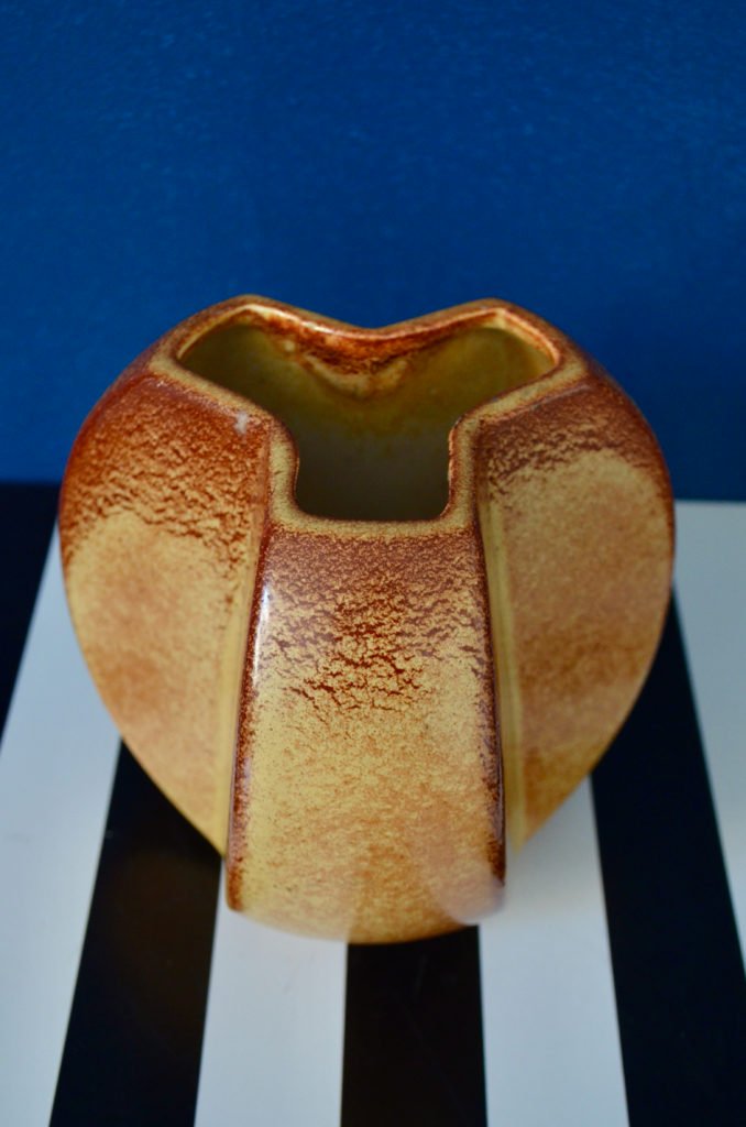 Trilobed Ceramic Vase attributed to Roberto Rigon for Bertoncello ...