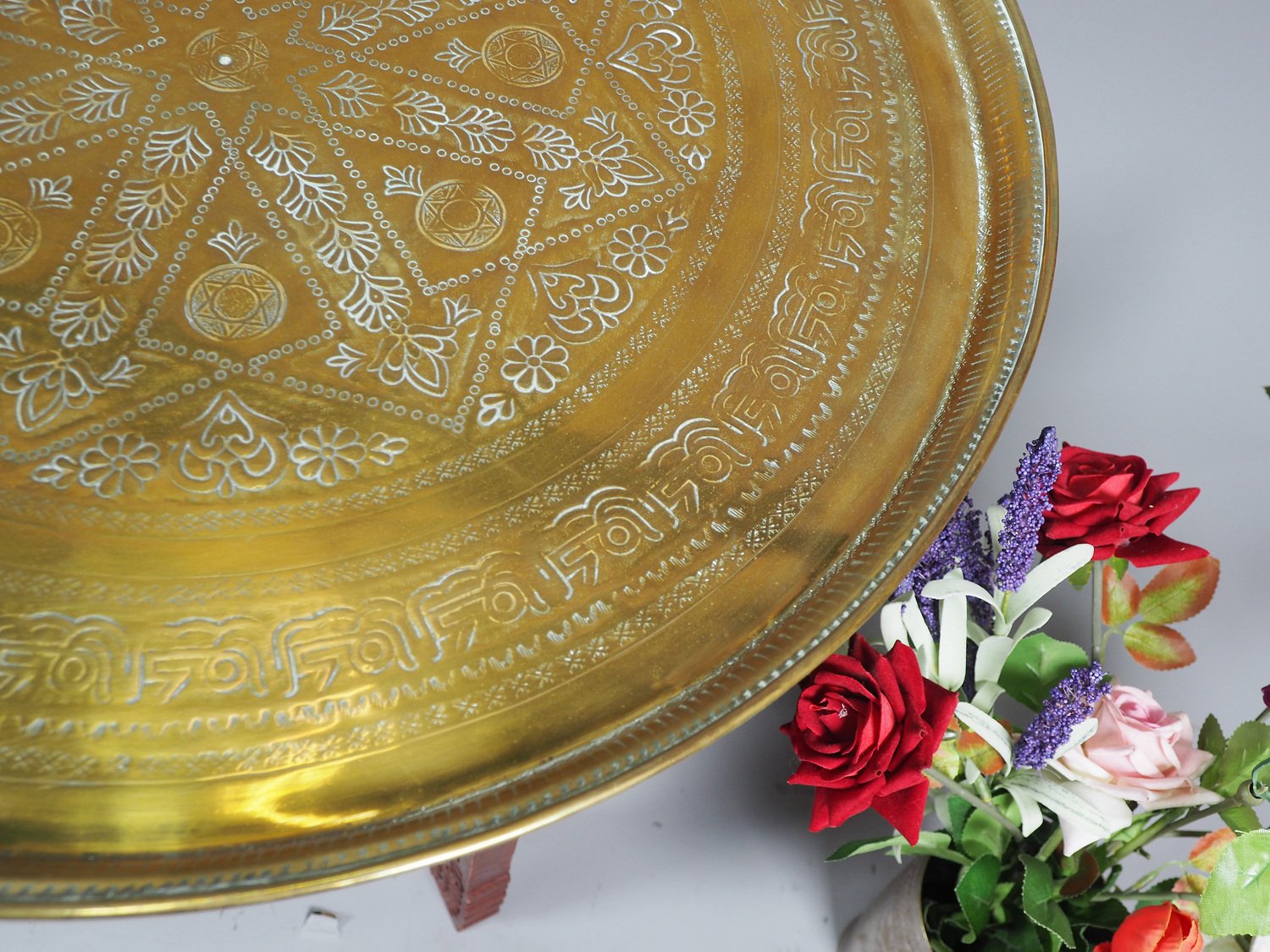 Orient Islamic Hammer Engraved Table Tray, 1940s for sale at Pamono