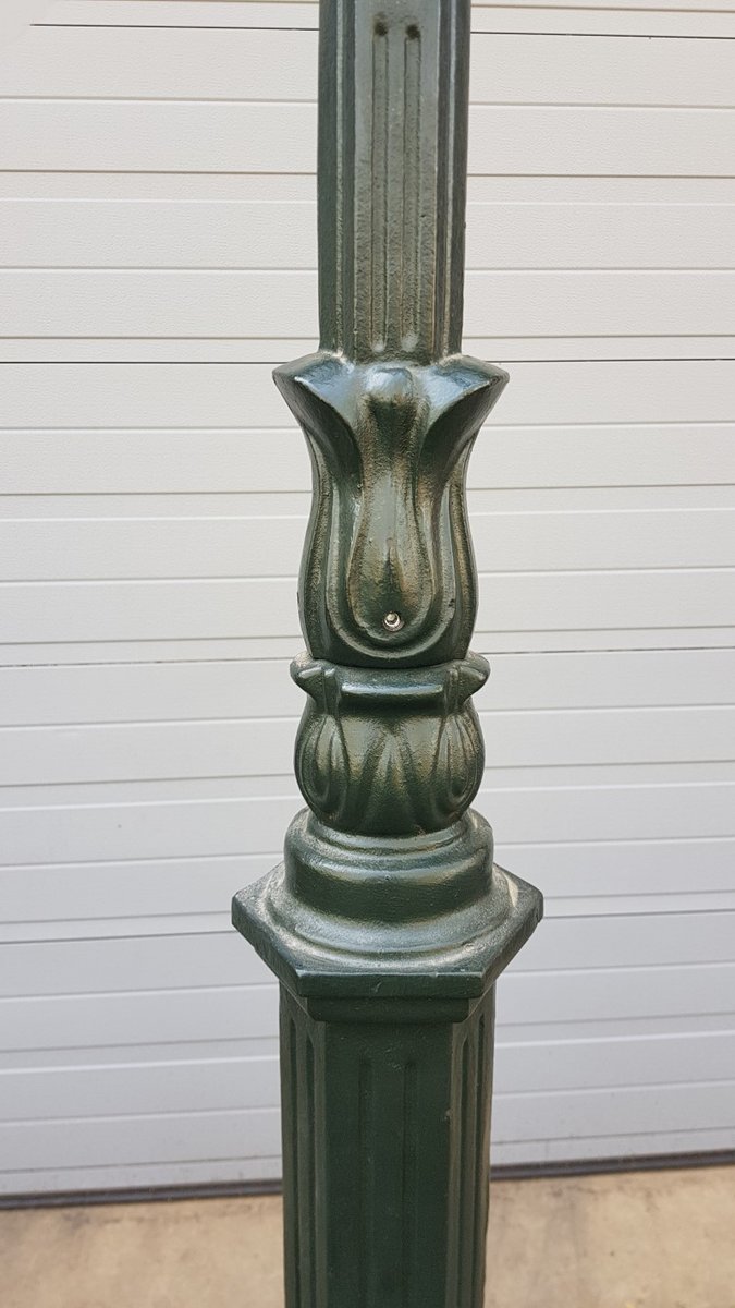 Cast Iron Lamp Post M2 with Cast Iron Hexagon Lantern for sale at Pamono