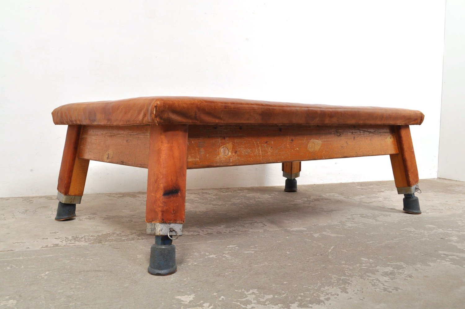 Large Vintage Gym Bench, 1940s for sale at Pamono