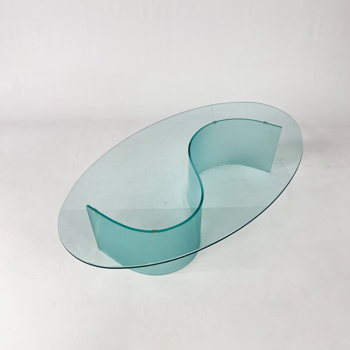 Italian Curved Glass Coffee Table, 1990s for sale at Pamono