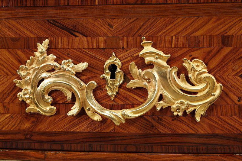 Regency Chest of Drawers attributed to Pierre Moulin, 1720 for sale at ...