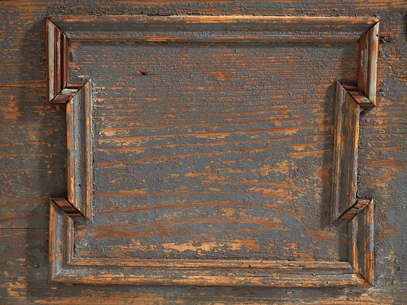 Antique Trunk with Pearl Gray Patina, 1900 for sale at Pamono