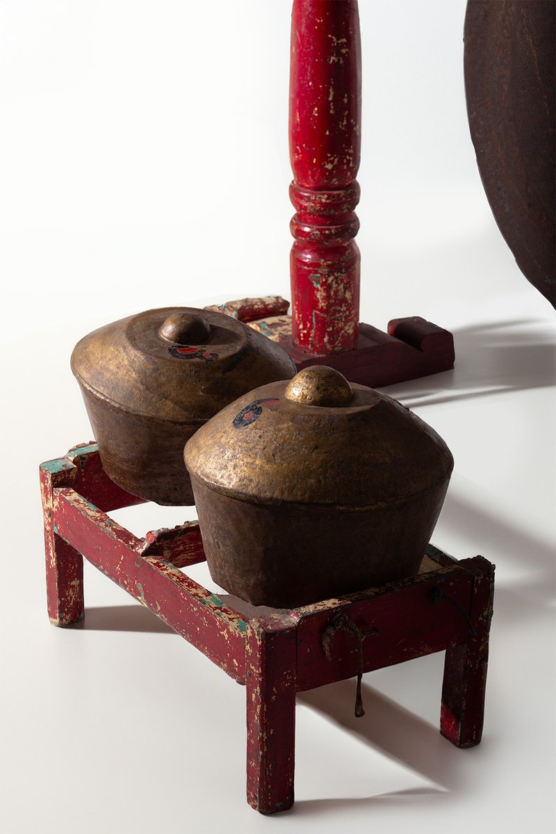 Gong et Bonang Traditionnels, Indonésie, 1800s, Set de 2 en vente sur ...