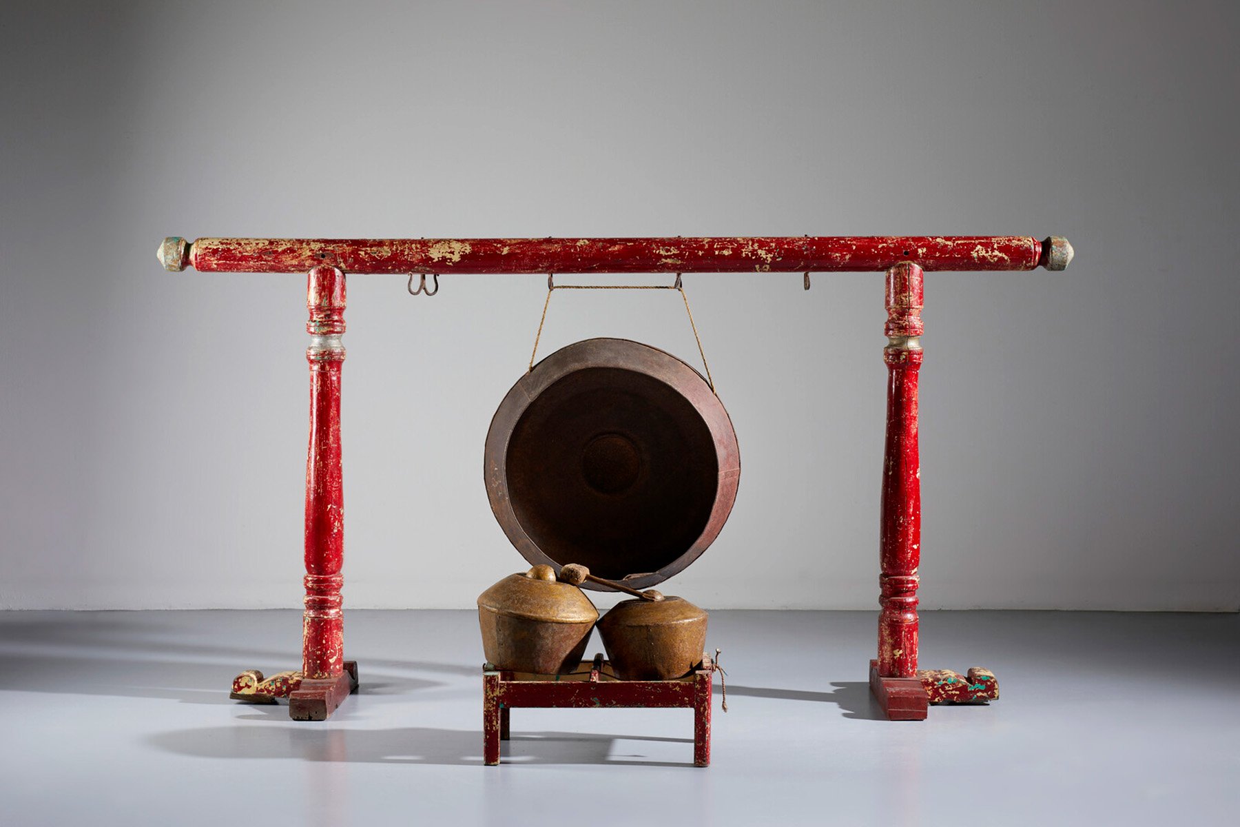 Indonesian Traditional Gong and Bonang, 1800s, Set of 2 for sale at Pamono