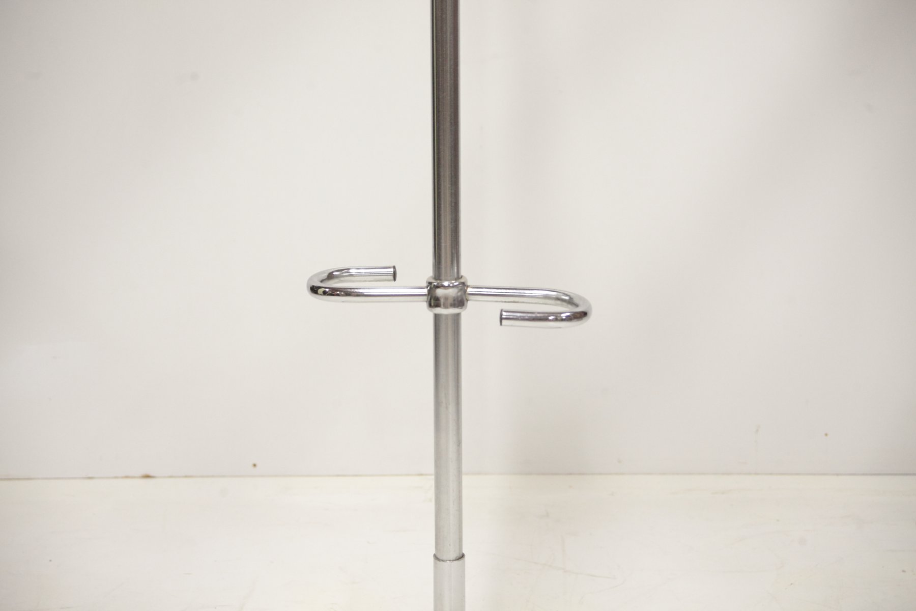 Bauhaus Style Chrome Tubular Coat Rack by Hynek Gottwald, 1940s for ...