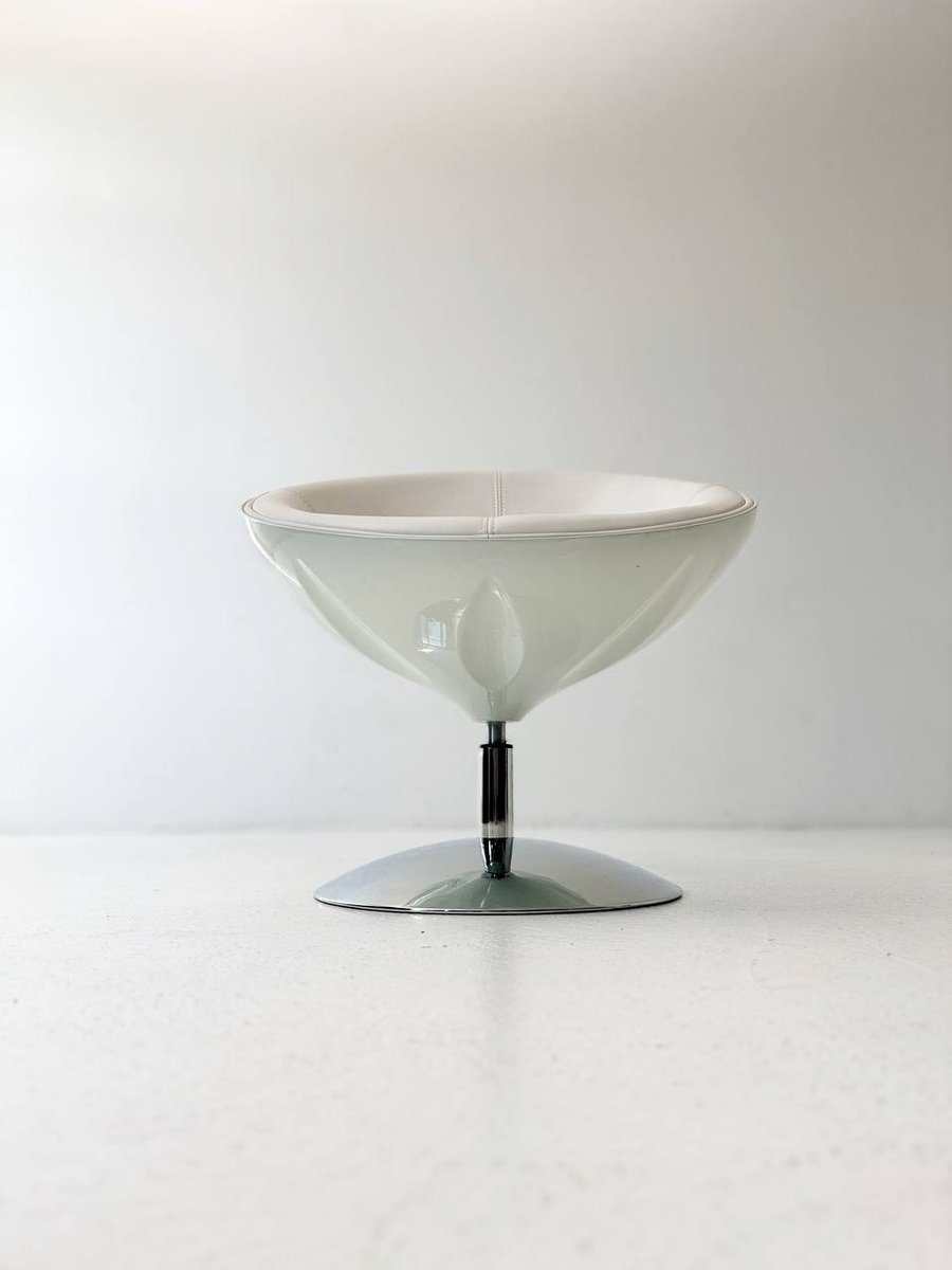 Modern Ball Chair with Tulip Base for sale at Pamono