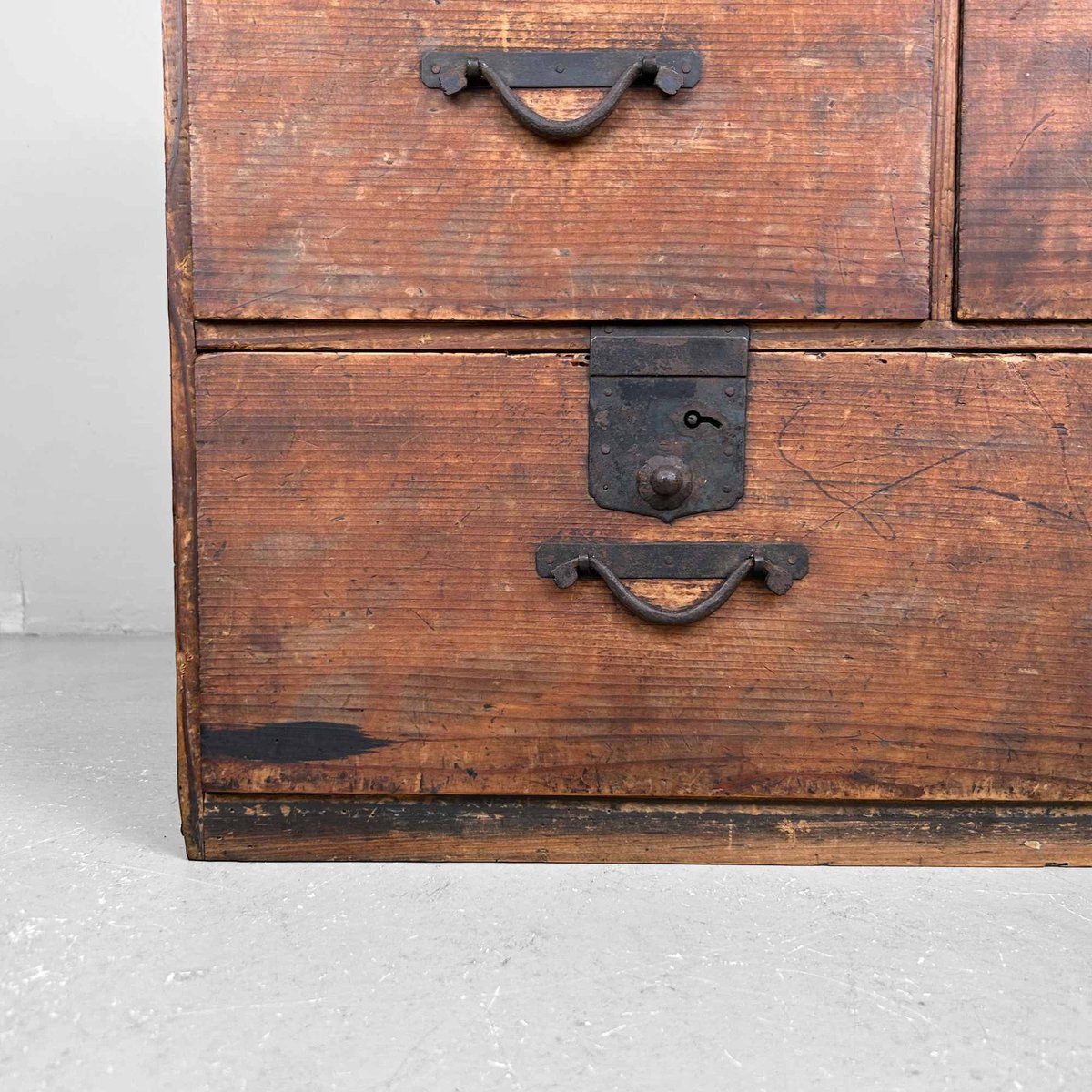 Authentic Tansu Japanese Chest of Drawers, 1920s for sale at Pamono
