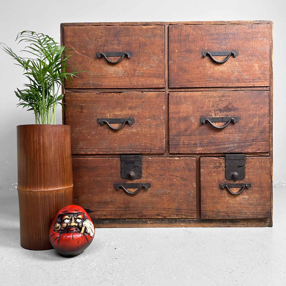 Authentic Tansu Japanese Chest of Drawers, 1920s for sale at Pamono