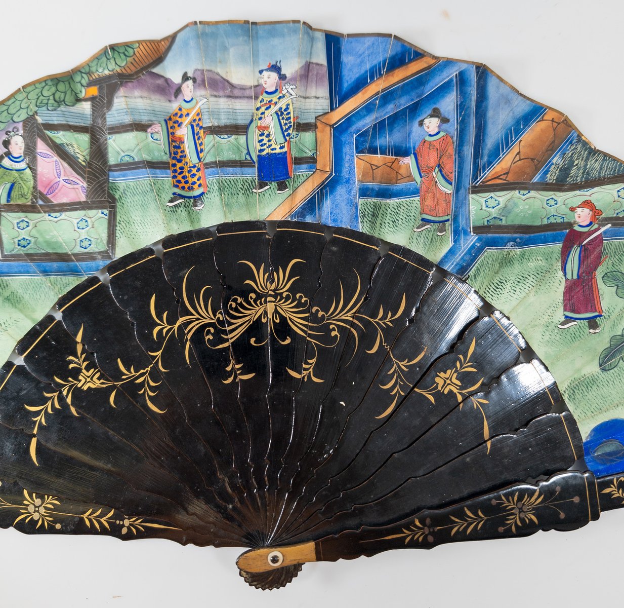 Antique Chinese Lacquer and Painted Hand Fan for sale at Pamono