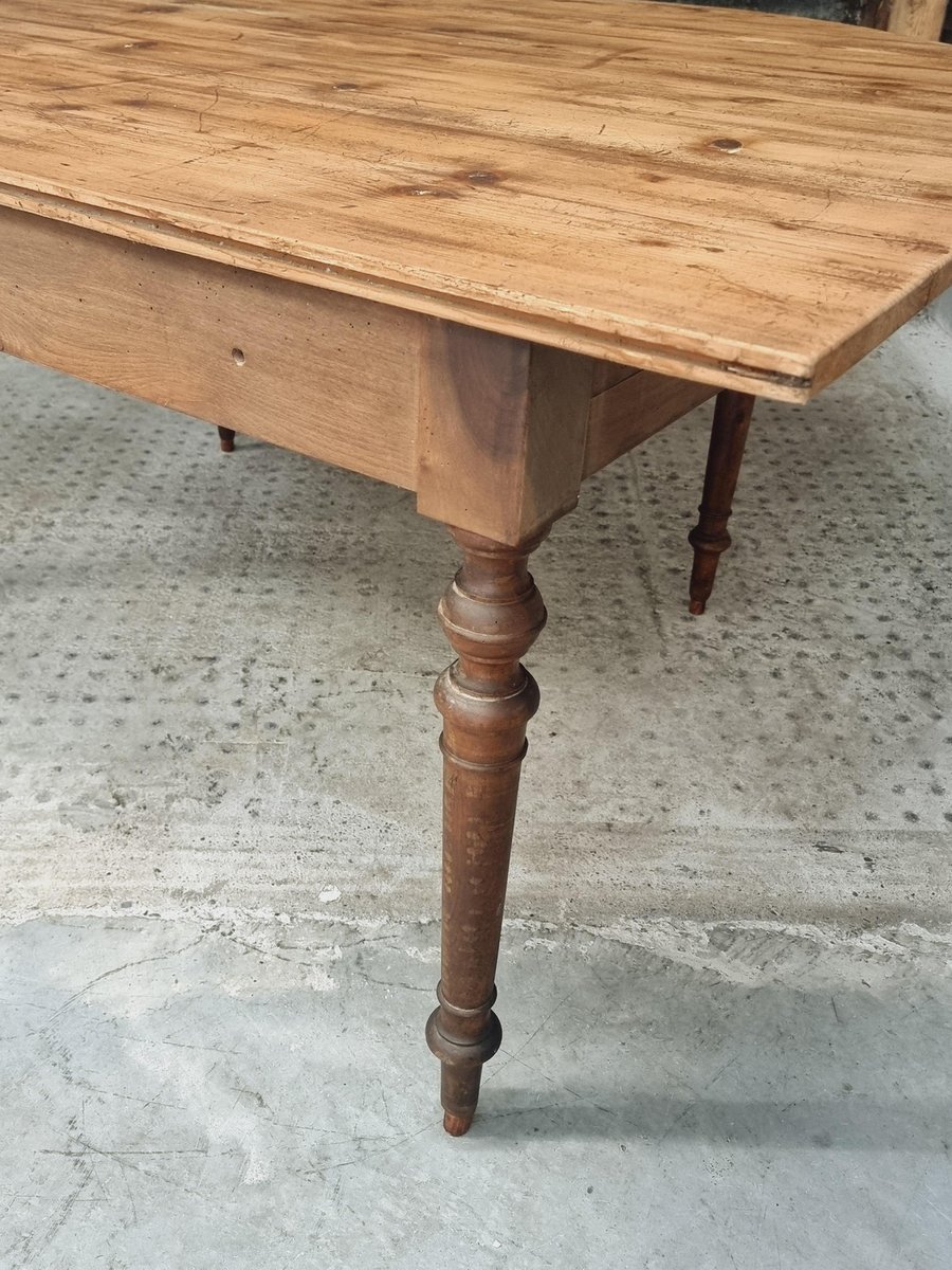 Antique French Dining Table, 1890s for sale at Pamono