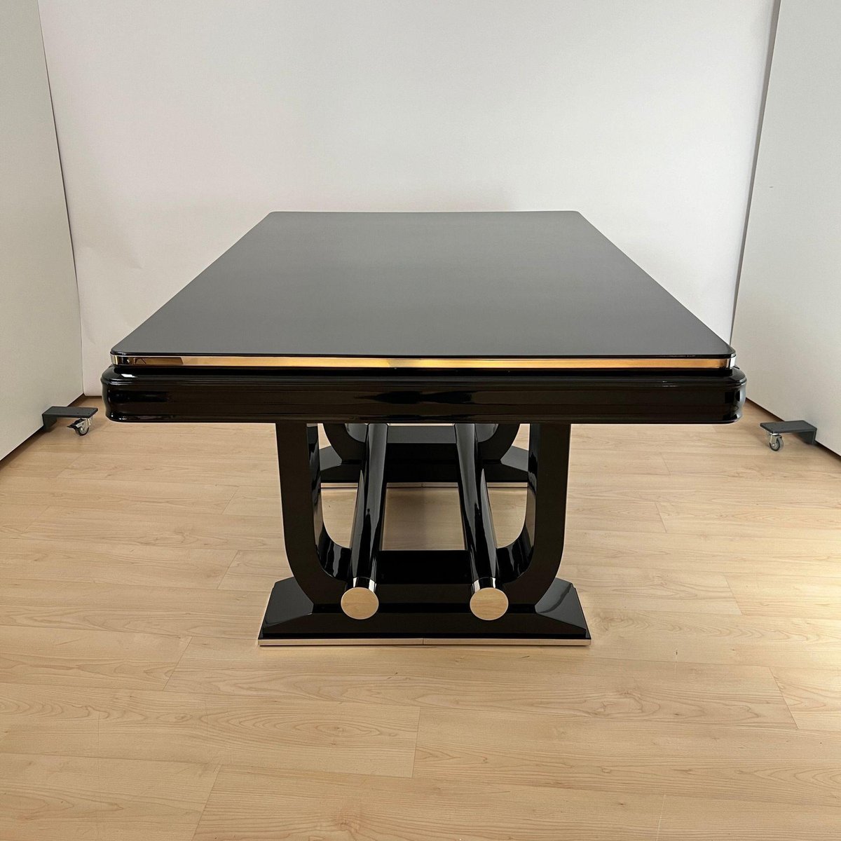 Art Deco Expandable Table in Black Lacquer and Chrome, France, 1935 for ...