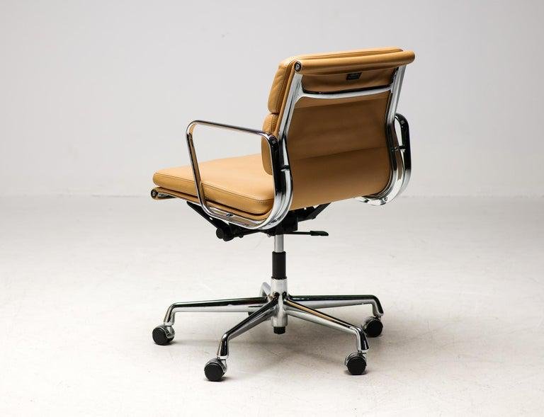 Vintage EA217 Desk Chair in Cognac Leather by Charles & Ray Eames, 2002 ...