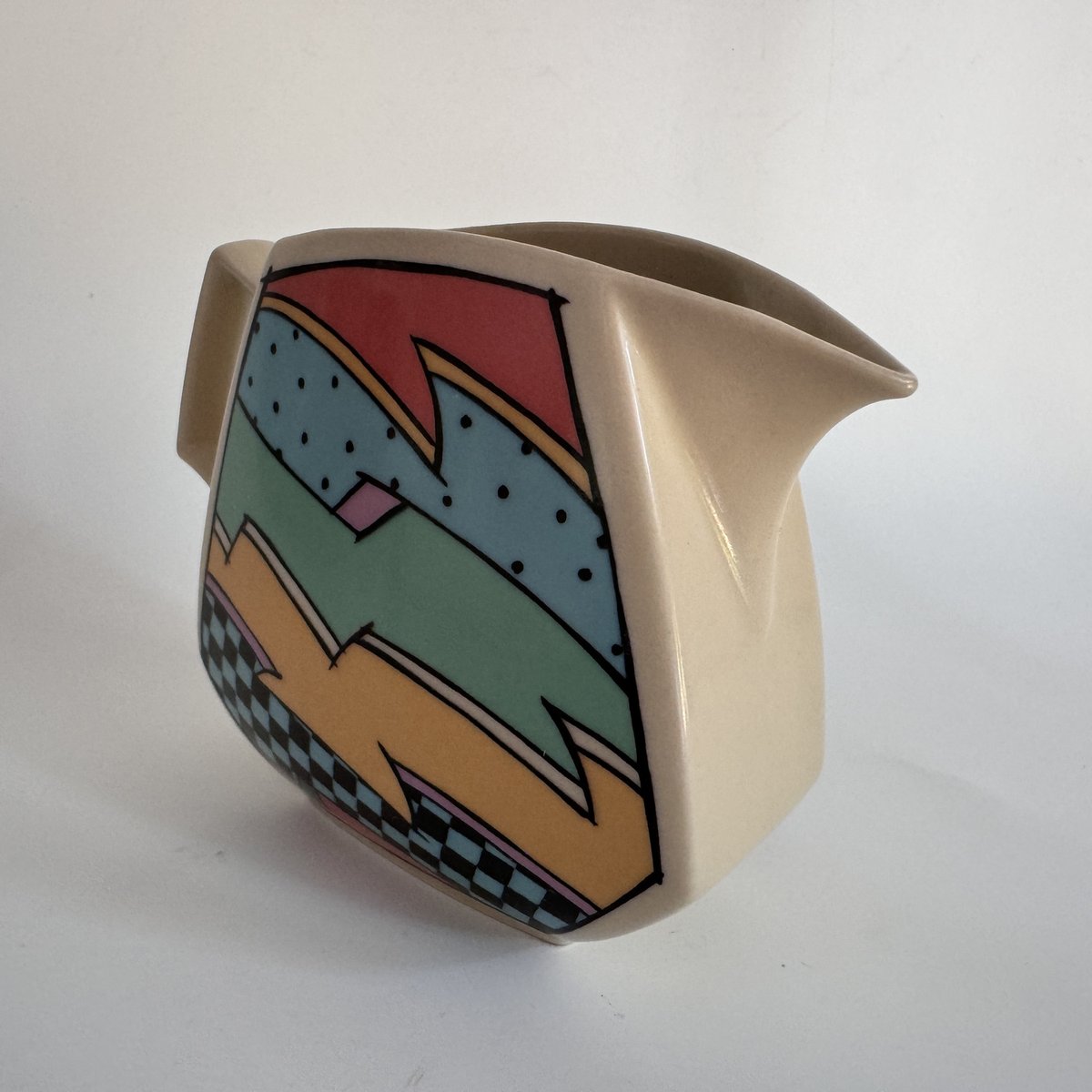 Flash One Milk Jug by Dorothy Hafner for Rosenthal Germany, 1980s for ...