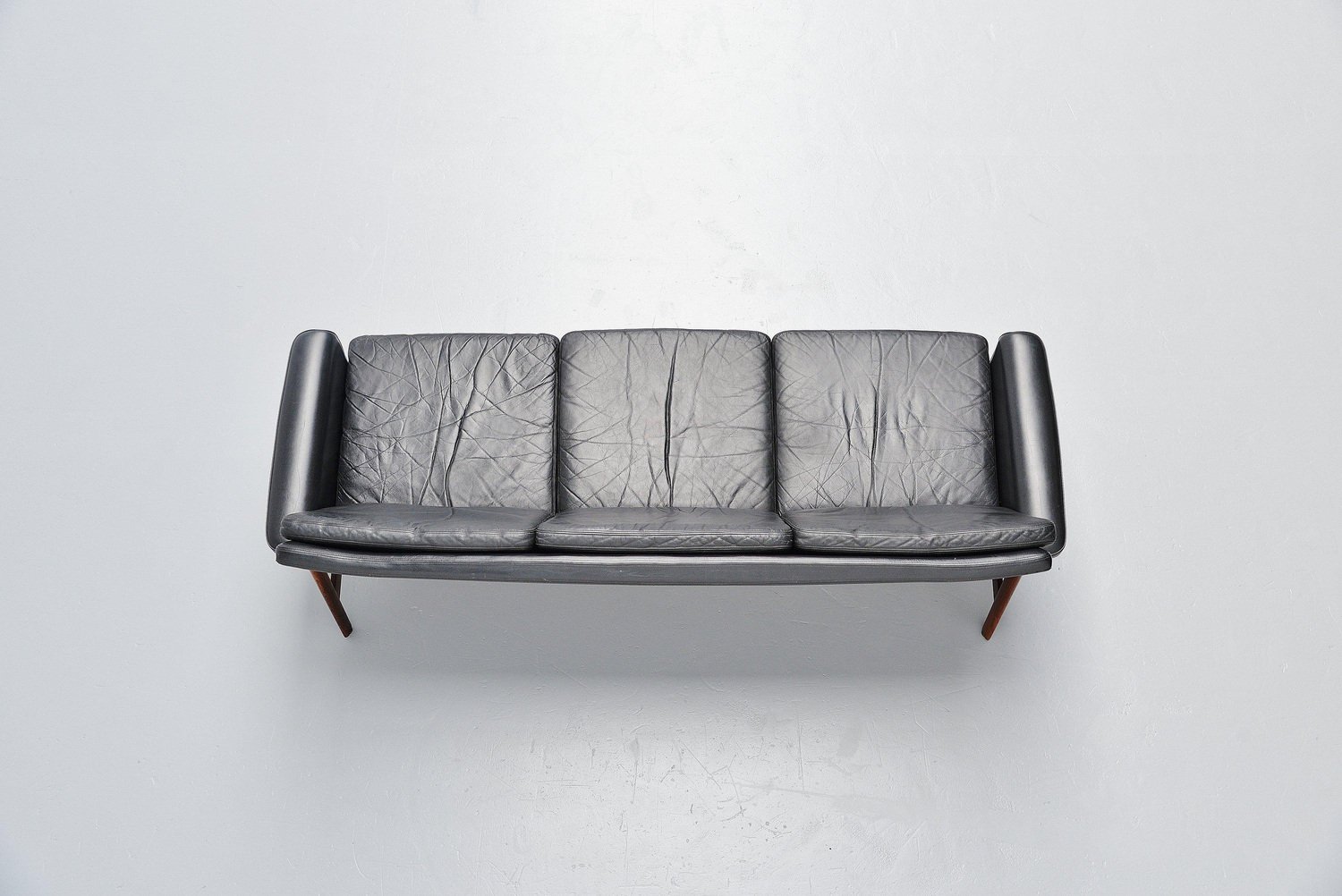 Jupiter Sofa by Finn Juhl for from France & Søn / France & Daverkosen ...