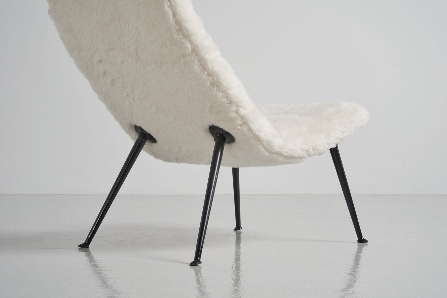 Theo Ruth Model 135 Lounge Chair by Theo Ruth for Artifort, 1956 for ...