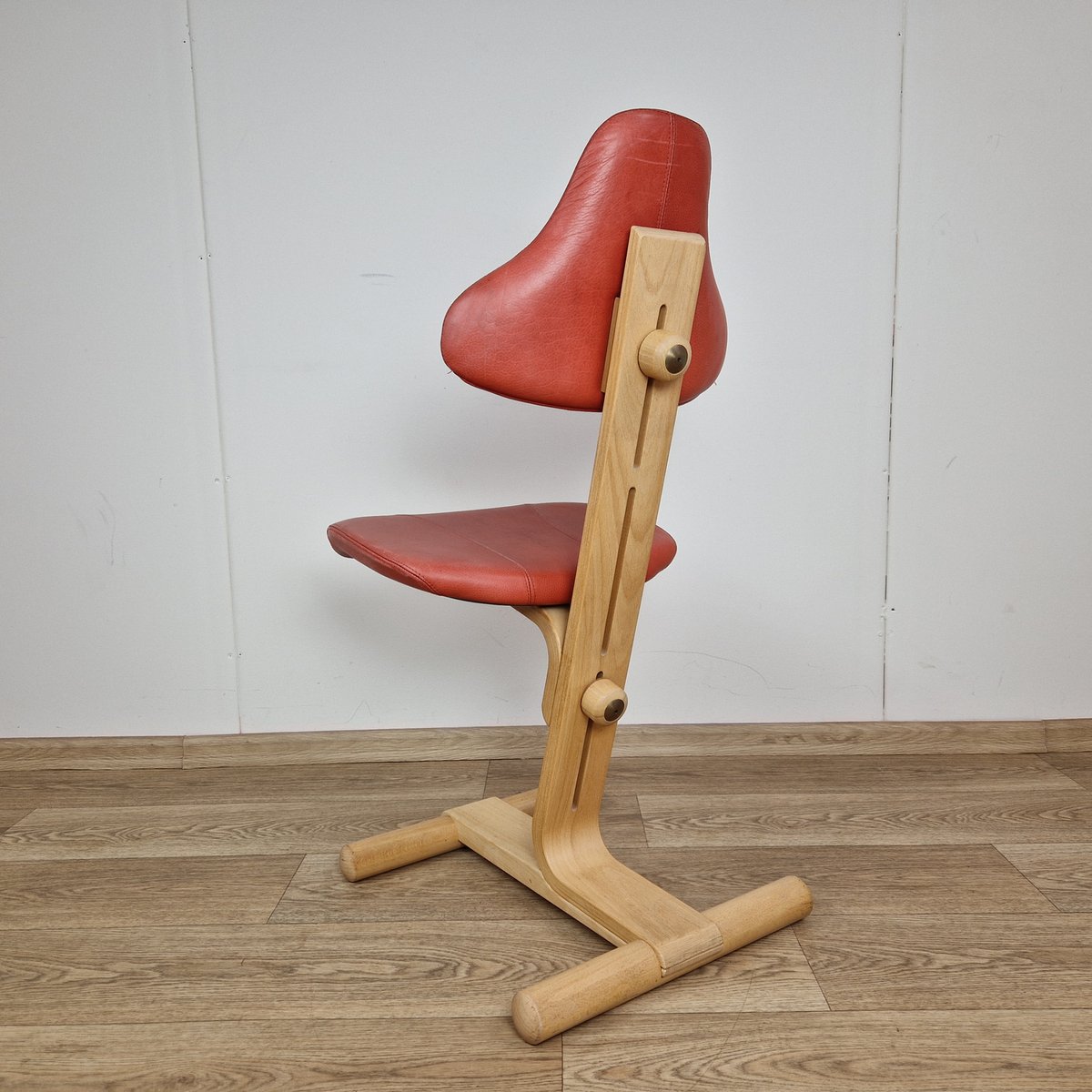 Adjustable Flexit Ergonomic Office Chair in Leather by Rybo Rykken & Co ...