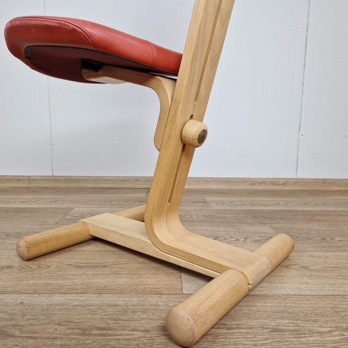 Adjustable Flexit Ergonomic Office Chair in Leather by Rybo Rykken & Co ...