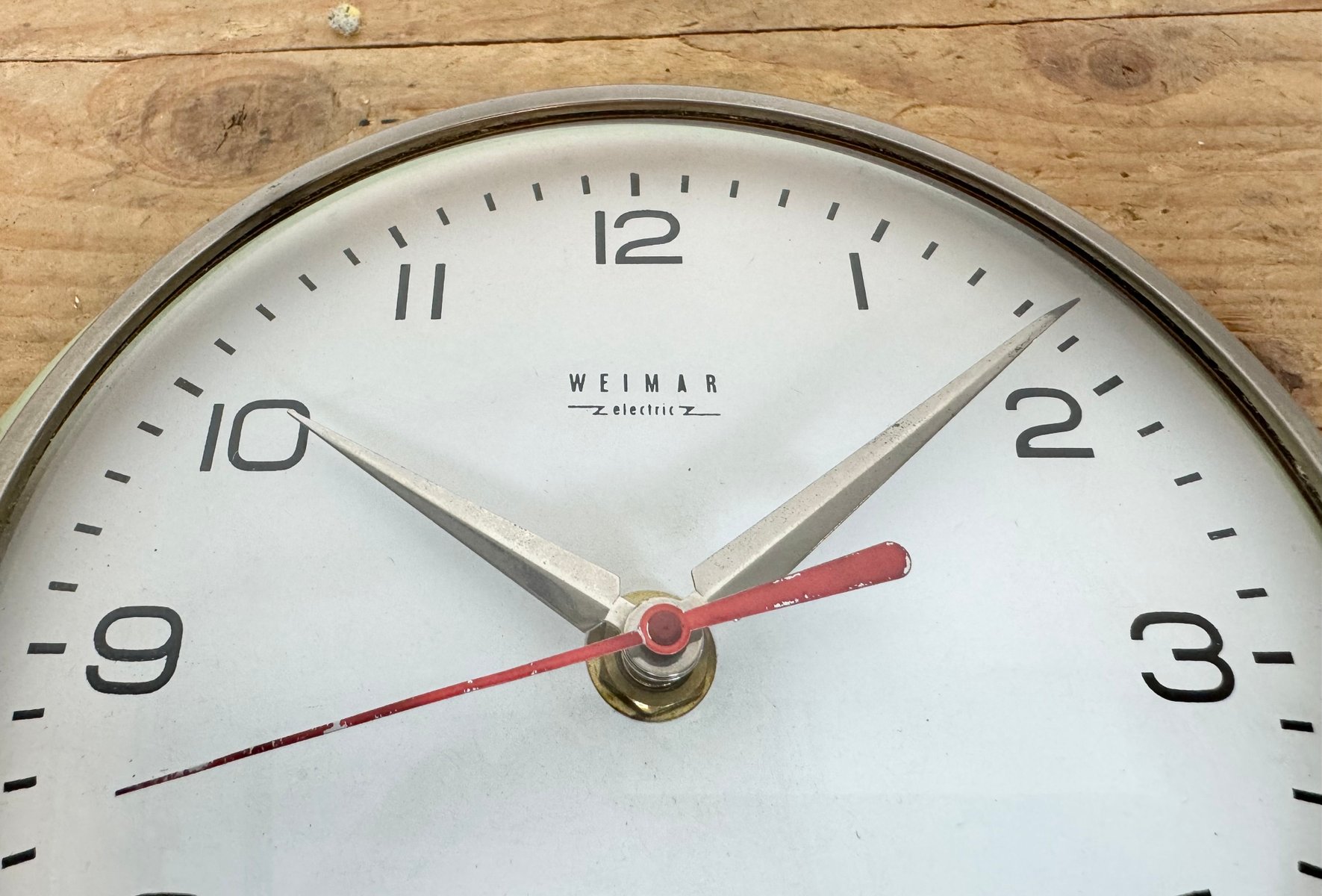 Vintage East German Green Wall Clock from Weimar Electric, 1970s for ...